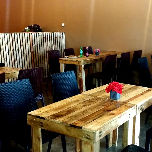 Perabot Pallet, Furniture & Home Living, Outdoor Furniture on Carousell