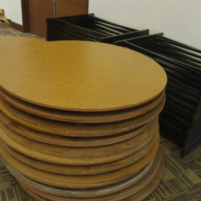 4ft Round Table And Foldable Leg Stand, Furniture & Home Living ...