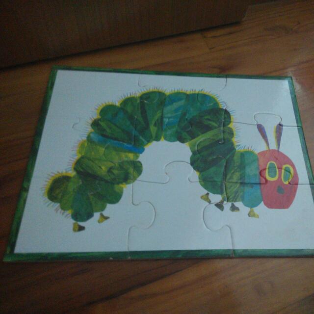 The Very HUNGry Caterpillar TWO In ONe 9 PIece PUzzle, Hobbies & Toys ...