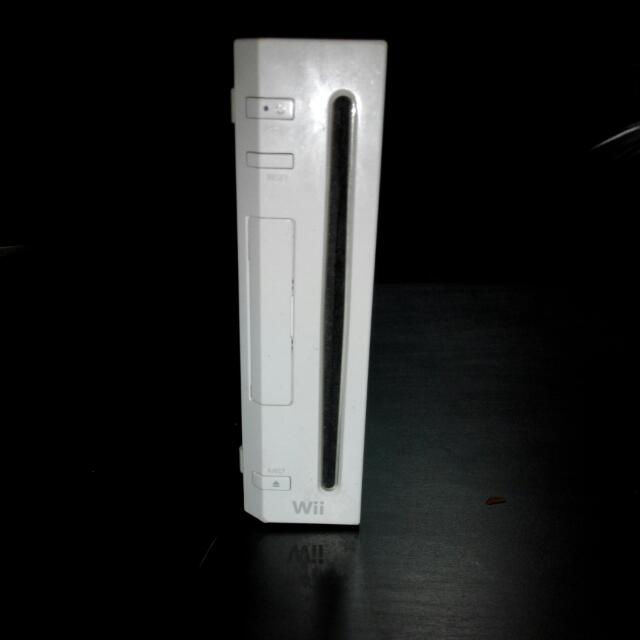 Modded Wii Console Only , No Controllers And Sensor Bar., Hobbies ...