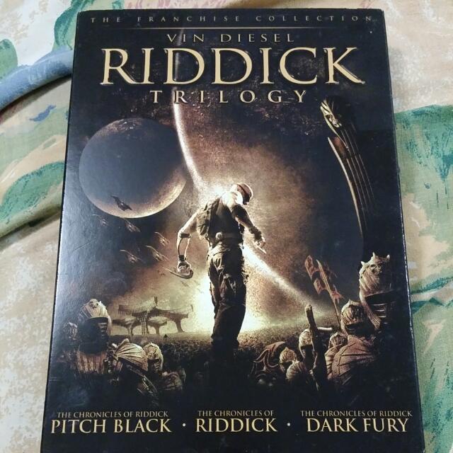 Code 1 DVD - Riddick Trilogy (Vin Diesel) 3-movie set, Hobbies & Toys ...