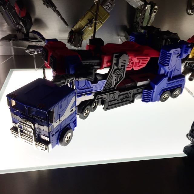 KFC DAI Commander Stack (transformers diaclone Ultra Magnus homage ...
