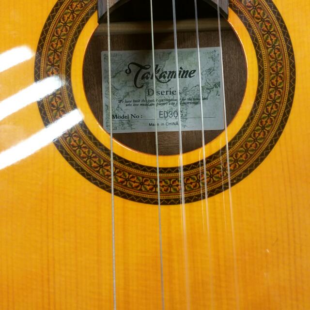Takamine D Series Classical Guitar, Hobbies & Toys, Music & Media ...