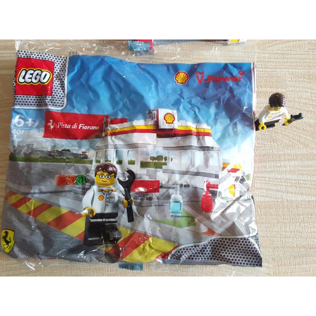 Shell Lego V-Power 40195 - Shell Station, Hobbies & Toys, Toys & Games ...