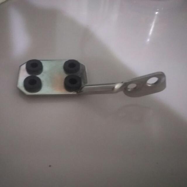 IU Unit Customised Bracket For DRZ, Cars on Carousell