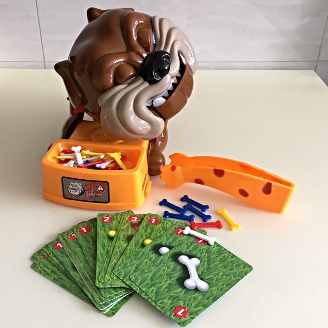 Beware of the dog game set, Sports Equipment, Exercise & Fitness ...