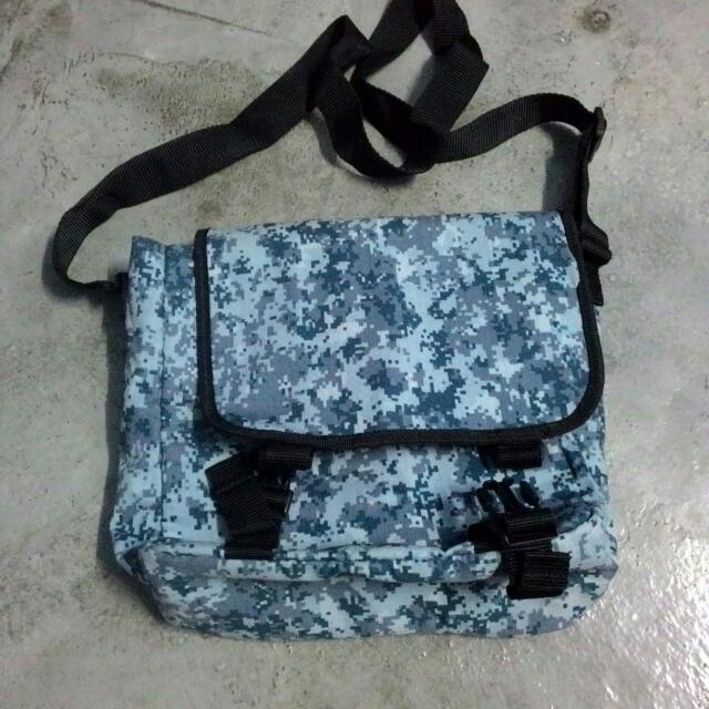 Military Sling Bag Saf, Women's Fashion, Bags & Wallets, Cross-body ...