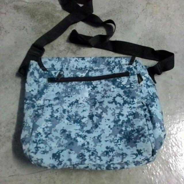 Military Sling Bag Saf, Women's Fashion, Bags & Wallets, Cross-body ...