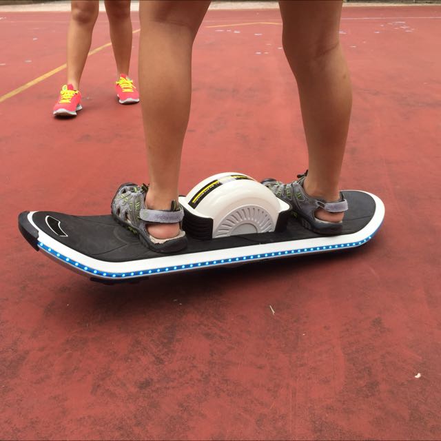 One Wheel Electric Skateboard / Hoverboard, Sports Equipment, Sports ...