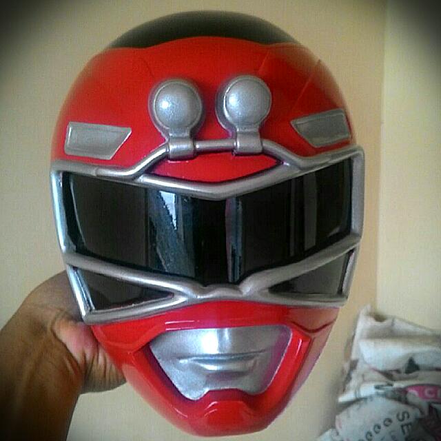 Red Racer (Carranger), Serba Serbi di Carousell