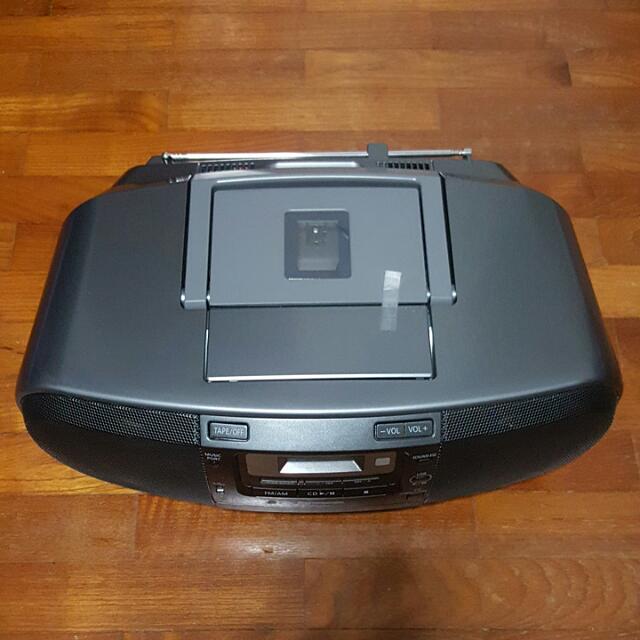 Panasonic RX-D55 Portable CD Radio Cassette Recorder, TV & Home ...