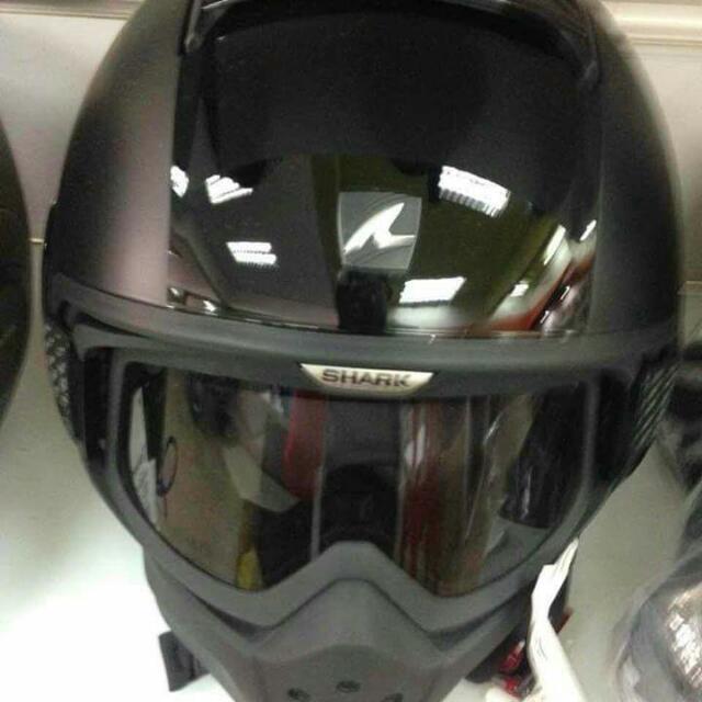 SHARK Helmet, Auto Accessories on Carousell