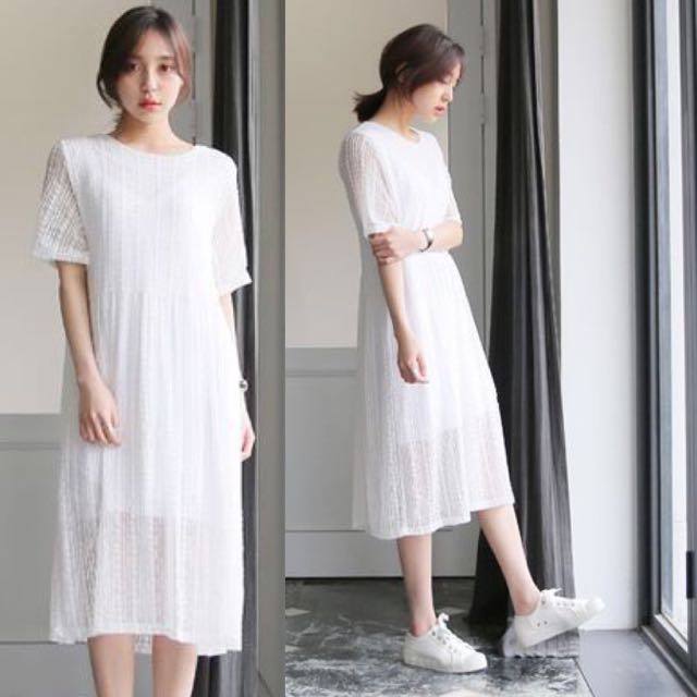 Simple White Clean Demure Sweet Pure Look Lining Korean Style ...
