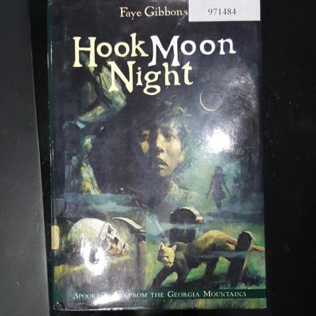 BOOK :HOOK MOON NIGHT, Hobbies & Toys, Books & Magazines, Children's ...