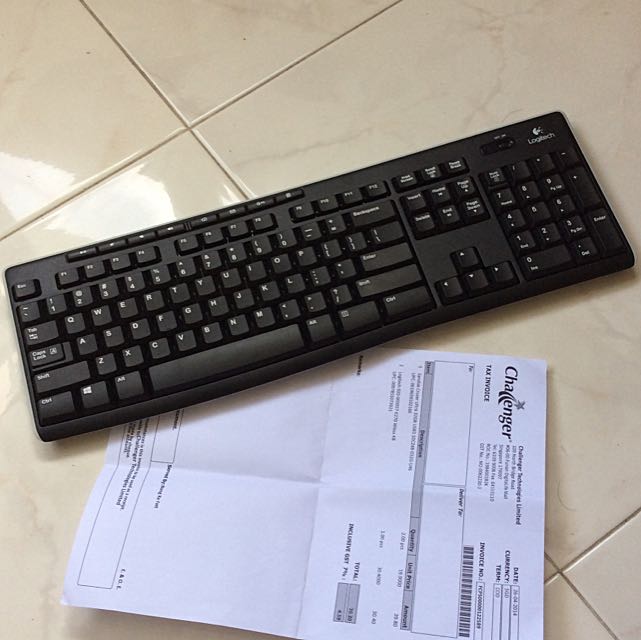 Logitech K270 Wireless Keyboard Computers And Tech Parts And Accessories Networking On Carousell