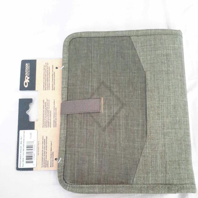 Outdoor Research RaNgefinder Sensor Case. Waterproof, Sports Equipment ...