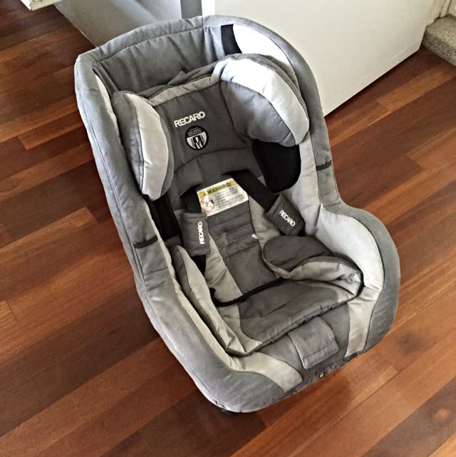 Recaro Baby Carseat, Babies & Kids, Going Out, Car Seats on Carousell