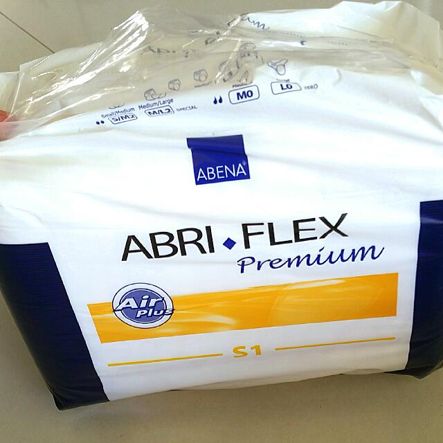 ABRI FLEX Premium Adult Diapers (X2), Everything Else on Carousell