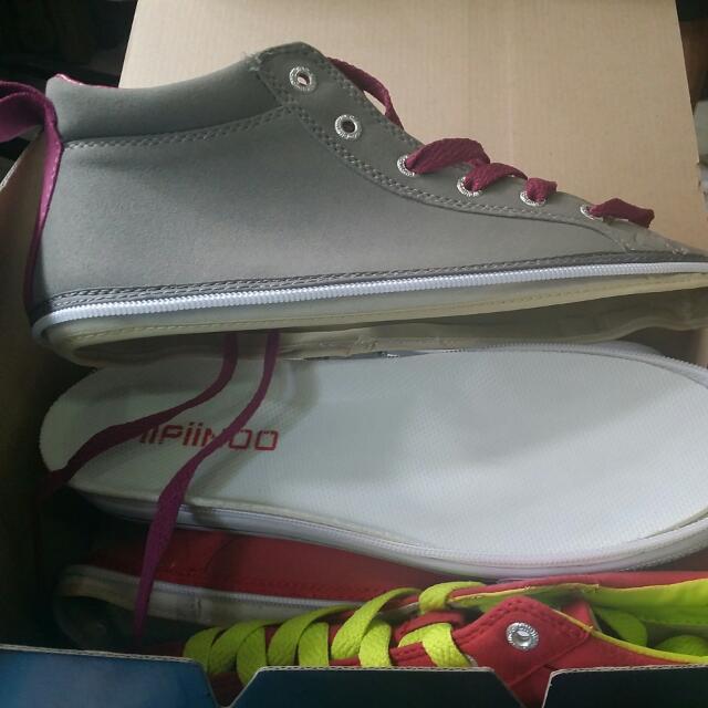 Changeable Shoe Casing (Korean Shoes), Hobbies & Toys, Memorabilia ...