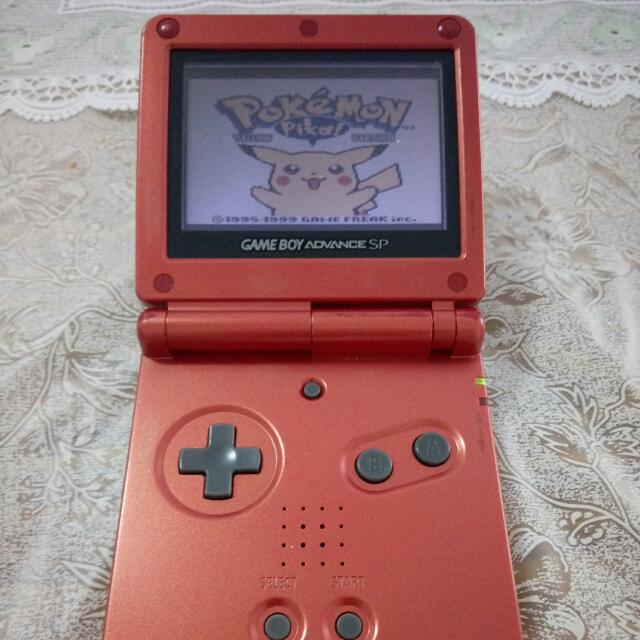 GBA SP + Yellow, Hobbies & Toys, Toys & Games on Carousell