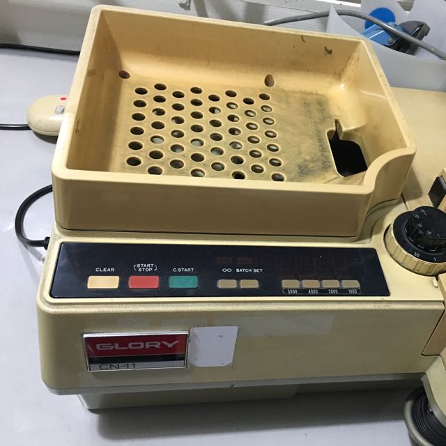 Glory Coin Counting Machine. Bank Use, Everything Else on Carousell