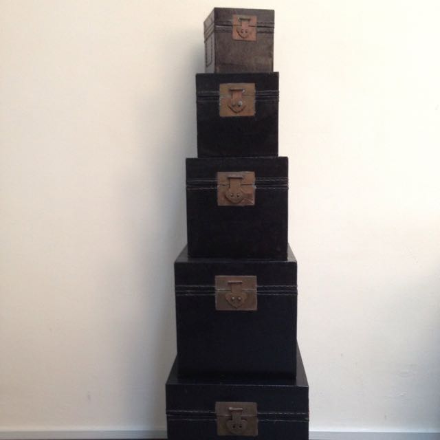 Set of 5 Chinese nesting boxes, Furniture & Home Living, Kitchenware ...