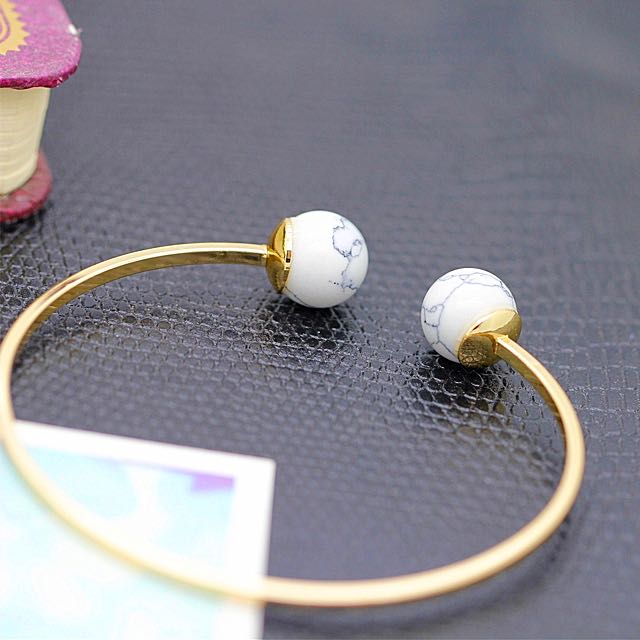 V-GO Marble Bangle, Women's Fashion, Jewelry & Organisers, Bracelets on Carousell