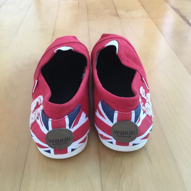 Wakai Shoes, Men's Fashion, Footwear, Casual shoes on Carousell