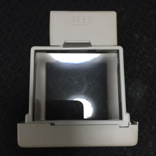 Game boy Magnifier & Light, Hobbies & Toys, Toys & Games on Carousell