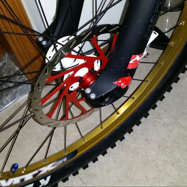 Mongoose DH Bike. Redbull Design, Sports Equipment, Bicycles & Parts ...