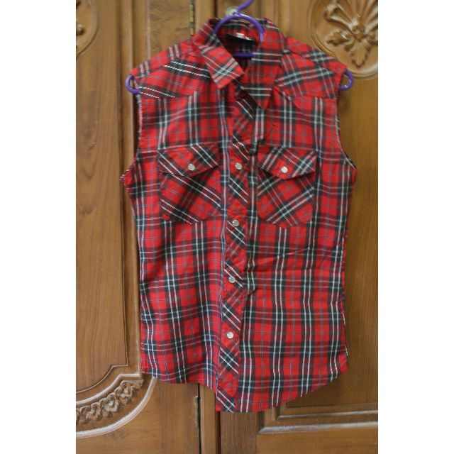 Sleeveless red checkered Top, Everything Else on Carousell