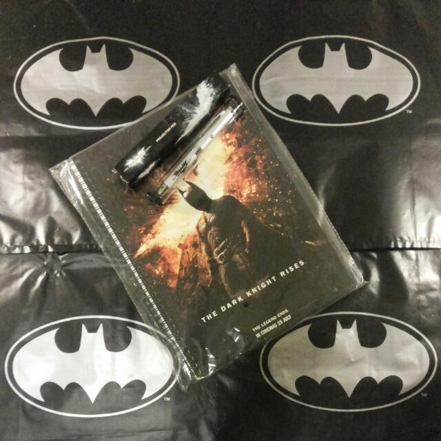 BATMAN Projector Pen & Note Book DC COMICS, Hobbies & Toys, Stationery ...