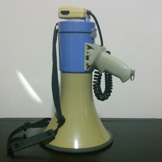 Loud Inhaler microphone siren, Everything Else on Carousell