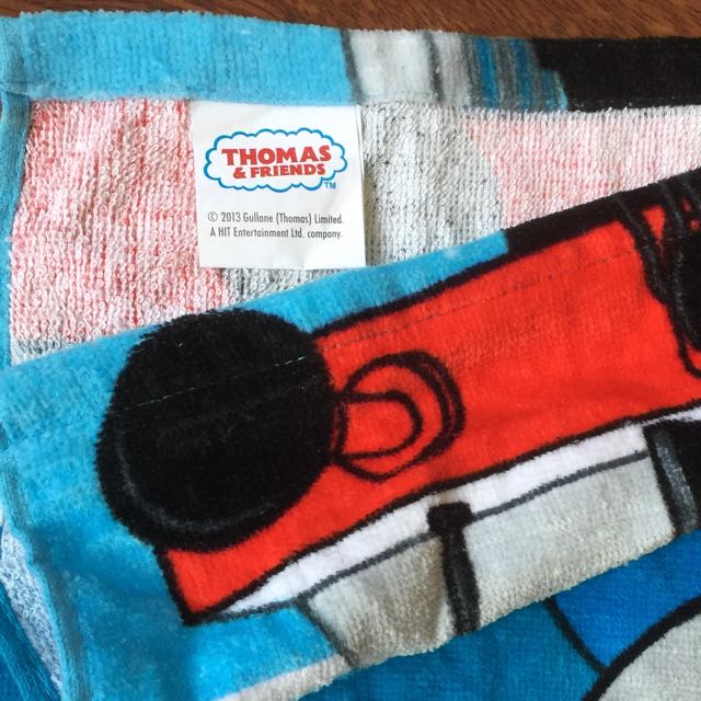 BN Authentic Licensed Thomas And Friends Hooded Towel, Babies & Kids ...