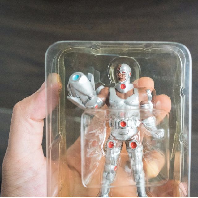 DC's Original "Cyborg" Heavy Figurine, Hobbies & Toys, Collectibles ...