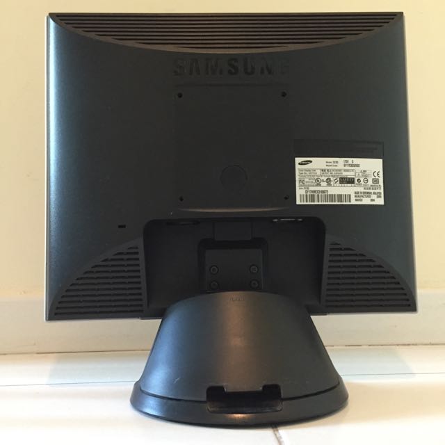 Samsung SyncMaster Monitor, Electronics on Carousell