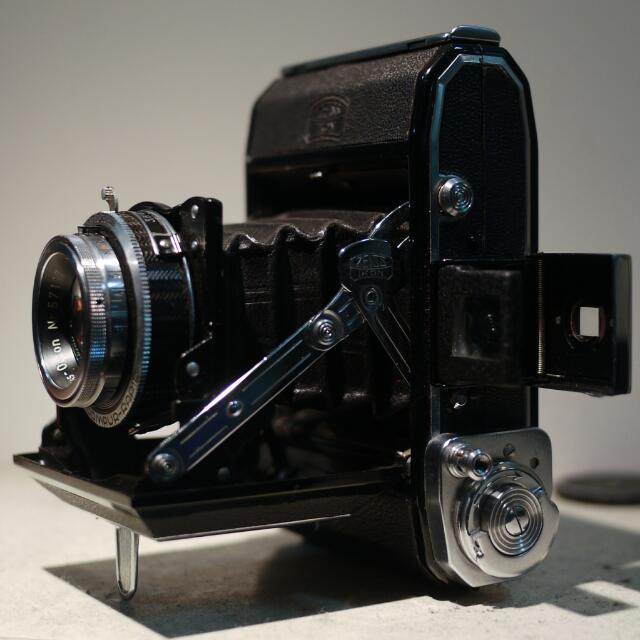 Zeiss Ikon Ikonta 645 Folding Medium Format Camera, Photography on ...