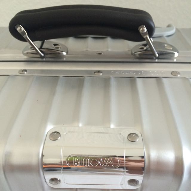 Rimowa Classic Flight MULTIWHEEL, Sports Equipment, Exercise & Fitness ...