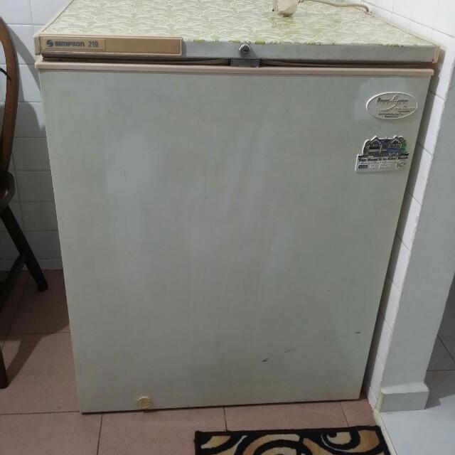 Simpson 210 Freezer, TV & Home Appliances, Kitchen Appliances ...