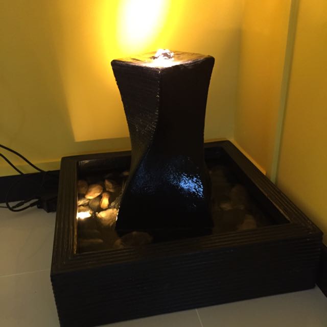 Fukai Water Fountain, Women's Fashion, Jewelry & Organisers, Precious ...