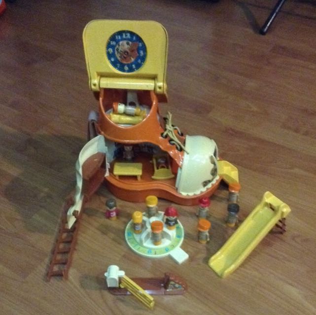 Vintage 1977 MATCHBOX PLAY BOOT, Hobbies & Toys, Memorabilia ...