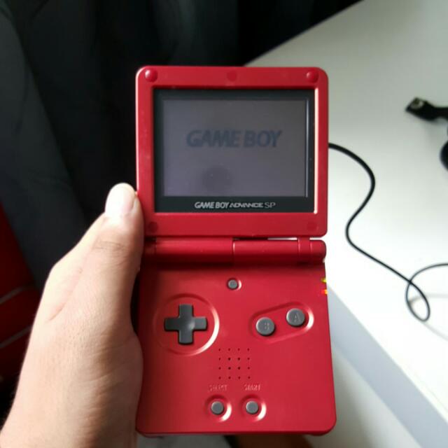 Game Boy Advance SP, Hobbies & Toys, Toys & Games on Carousell