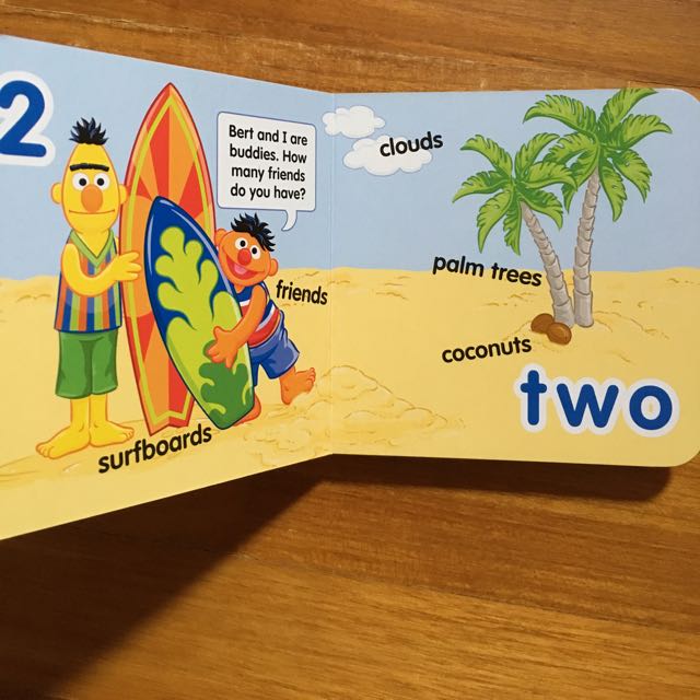 Sesame Street Counting 1 To 10 Book Set, Books & Stationery on Carousell