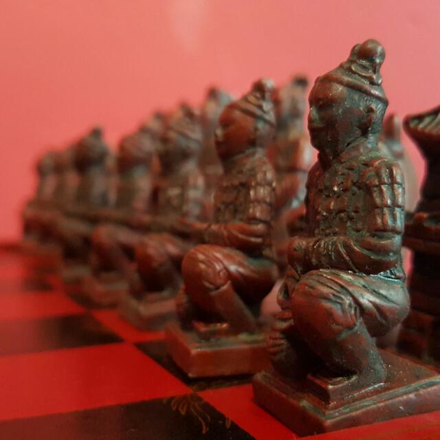 Terracotta Warriors Chess Set, Hobbies & Toys, Memorabilia ...