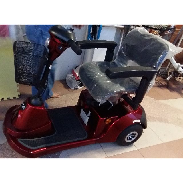 Daytona 3 GT Mobility Scooter, Everything Else on Carousell