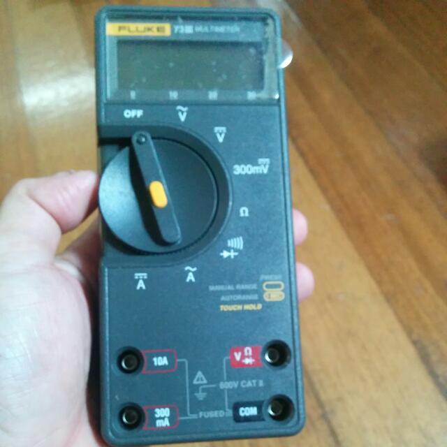 Fluke 73III Multimeter, Health & Nutrition, Health Monitors & Weighing ...