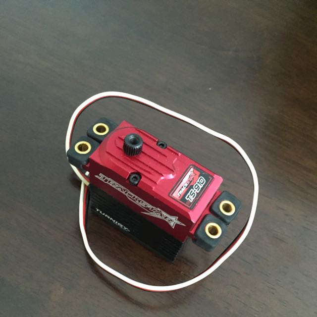 Trackstar TS910 servo, Hobbies & Toys, Toys & Games on Carousell