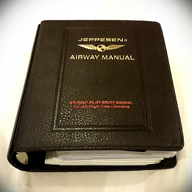 Jeppesen Airway Manual - Student Pilot Route Manual [JAA/EASA/UKCAA/CAAS-FCL ATPL], Hobbies ...