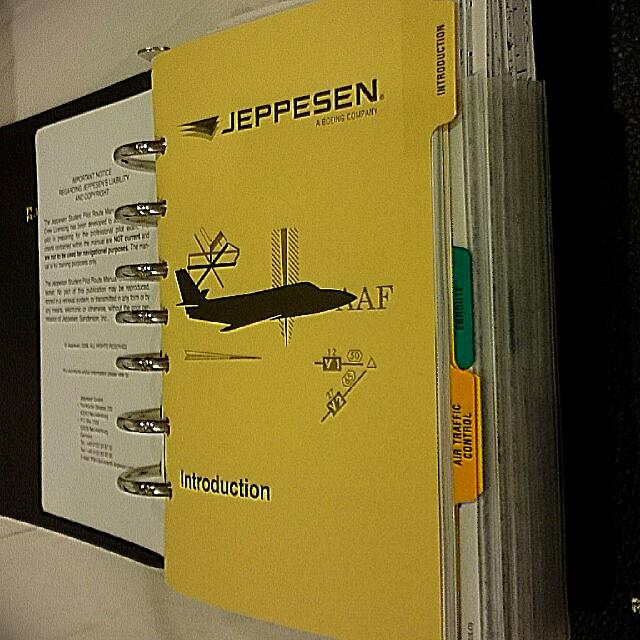 Jeppesen Airway Manual - Student Pilot Route Manual [JAA/EASA/UKCAA/CAAS-FCL ATPL], Hobbies ...