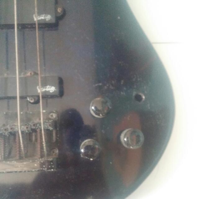 Vantage 4 String Bass, Hobbies & Toys, Music & Media, Music Accessories ...